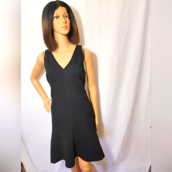 LOFT | Dresses | Ann Taylor Aline Flutter Hem Knit | Poshmark